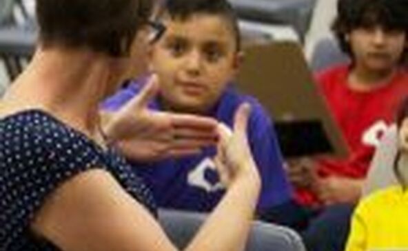 Top tips for teachers supporting students who are Deaf or hard of ...